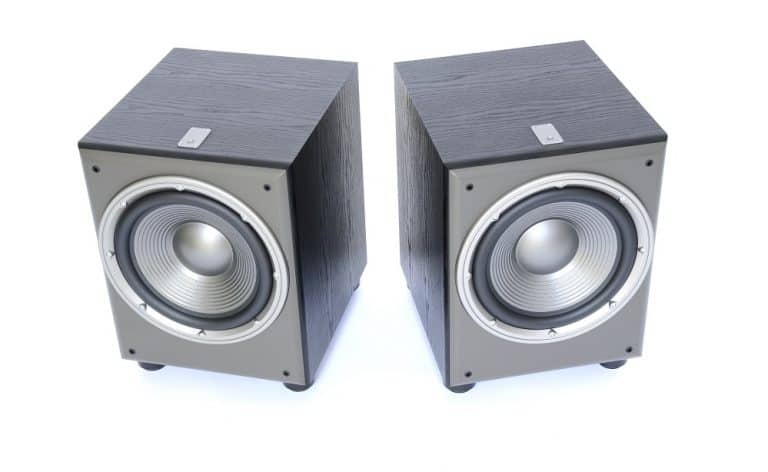 Woofer vs Subwoofer: The Difference Explained - Home Theater Explained